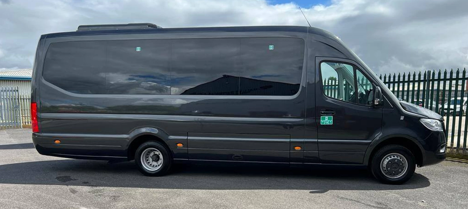 Luxury Mini Buses for Corporate Travel | SKIL Cabs